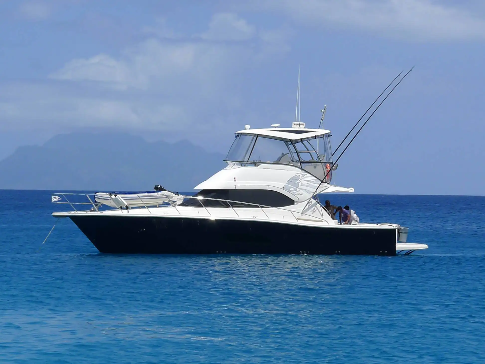 Full day drop-off fishing from Mahe